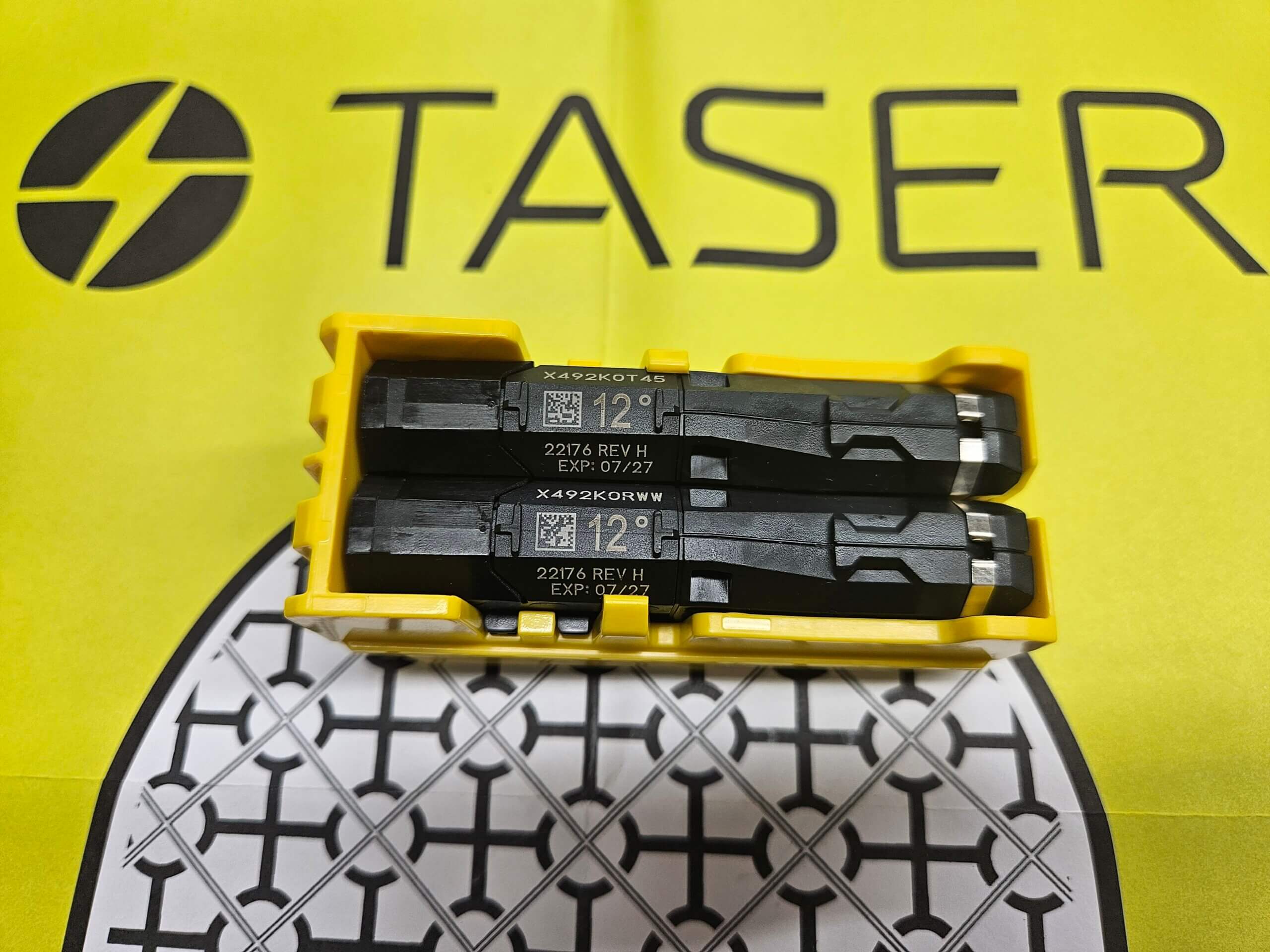 TASER 7 Live Close Quarters Cartridge 12 Degree - 2 Pack 22176 - TASER ...